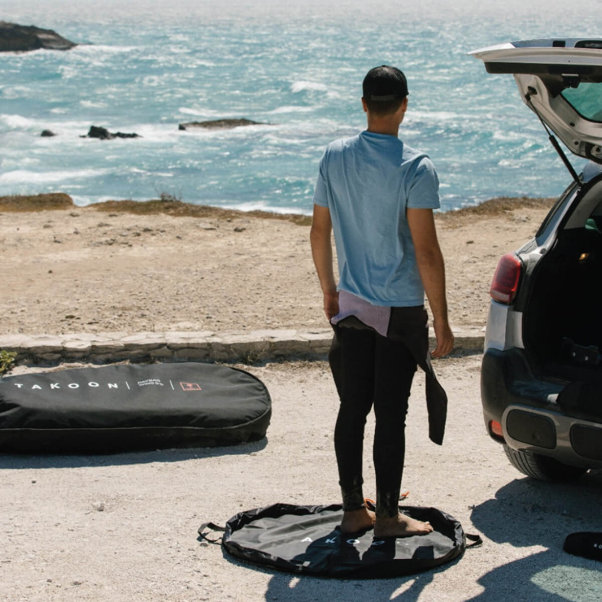 Wetsuit Changing Mat – Takoon